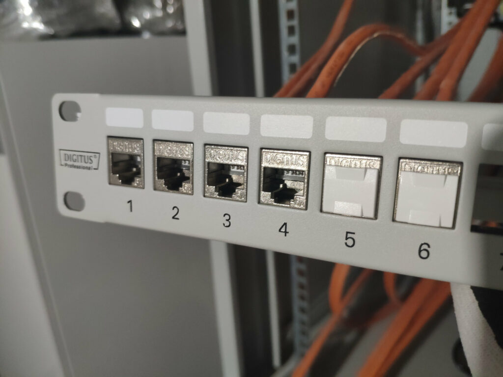 Netzwerktechnik in unserem Einfamilienhaus - Haus am See Bau-Blog